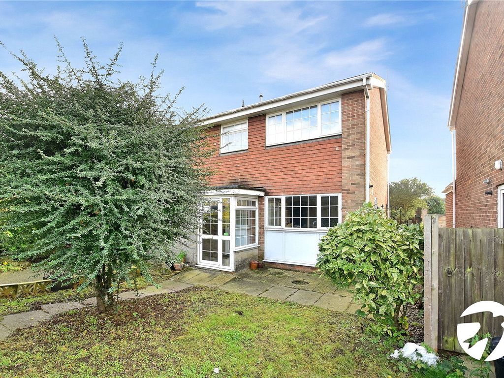 3 Bed Semi Detached House To Rent In Heath Lane Dartford Kent Da1 £