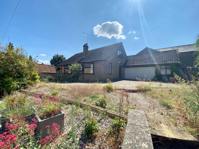 4 bed detached house for sale in Bakers Lane, Walgrave, Northampton NN6 ...