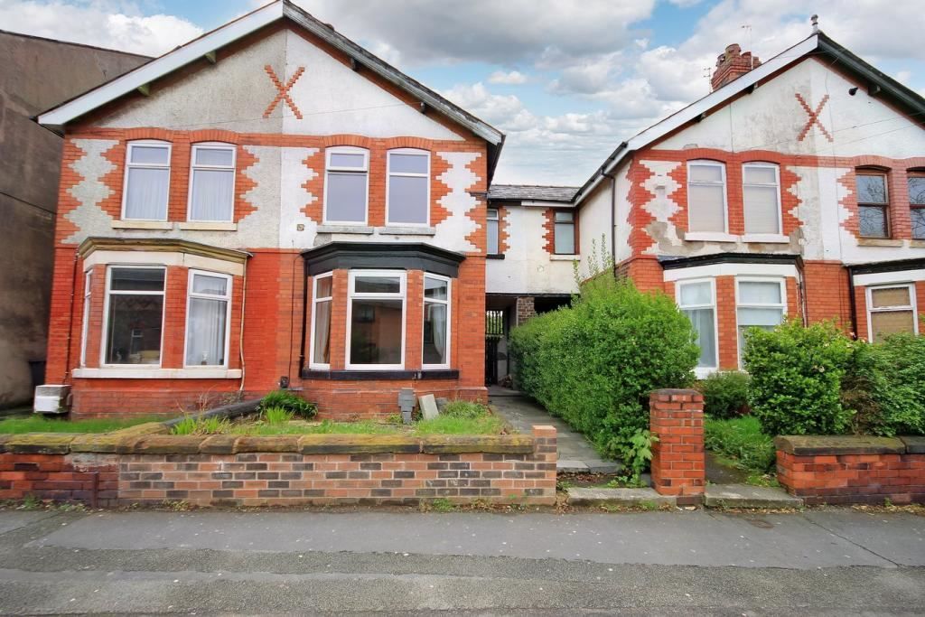 3 Bed Semi Detached House For Sale In Grange Avenue Latchford