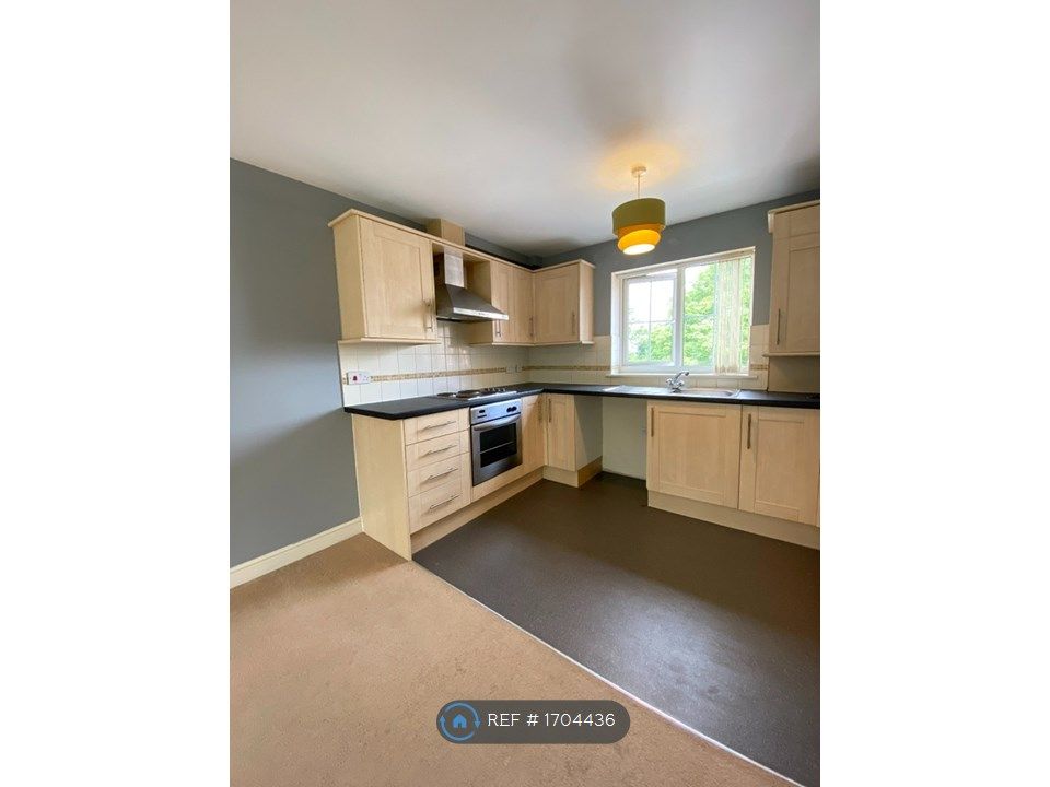 2 bed flat to rent in Irwell Lane, Runcorn WA7 - Zoopla