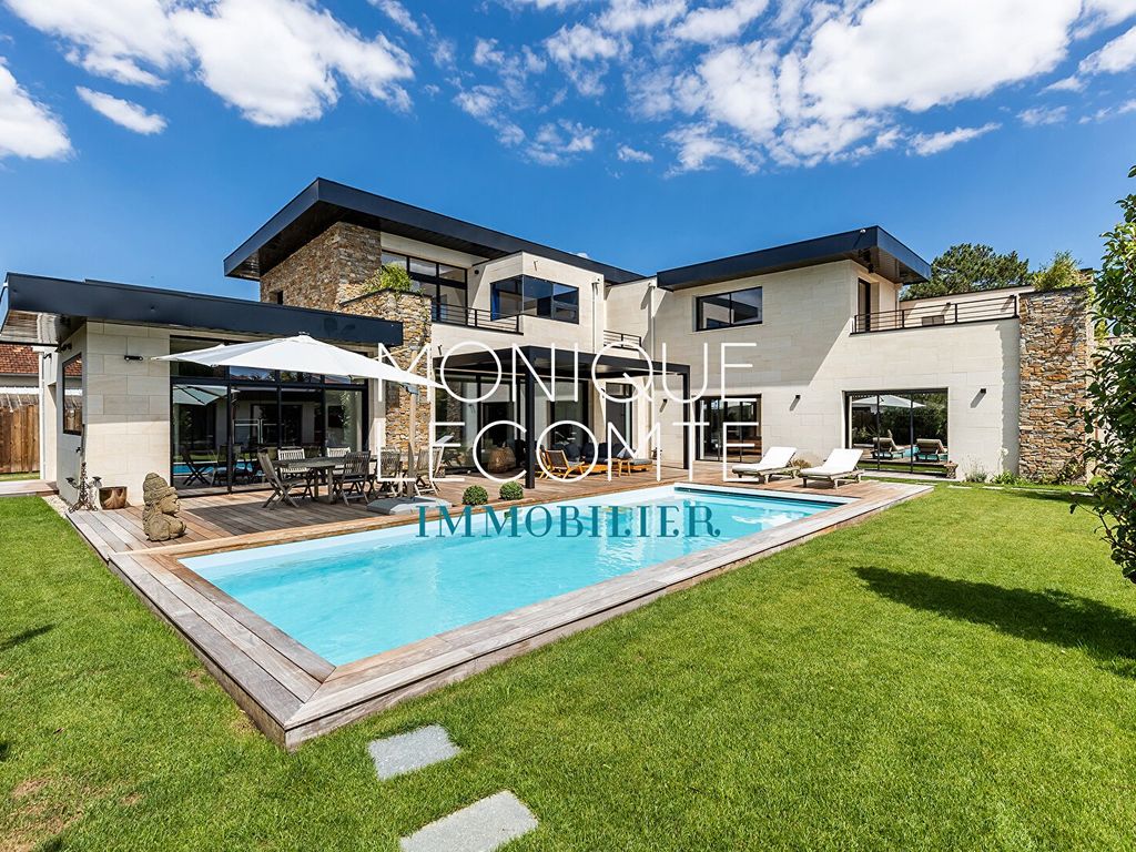 4 bed detached house for sale in 33200 Bordeaux, France - Zoopla