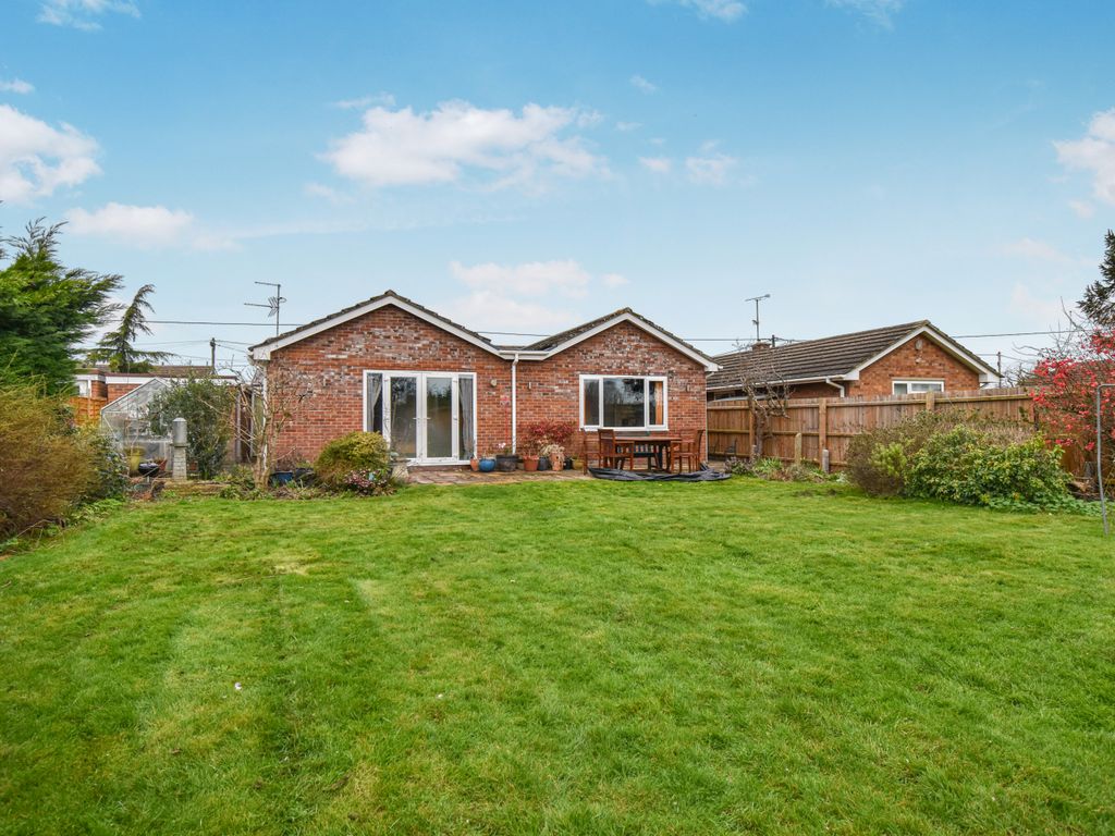 4 bed detached bungalow for sale in Tidley Cross, Colne, Huntingdon ...