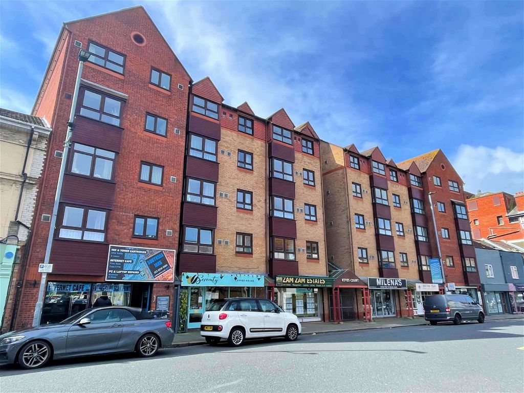 2 bed flat for sale in Albert Road, Southsea, Hampshire PO5 - Zoopla