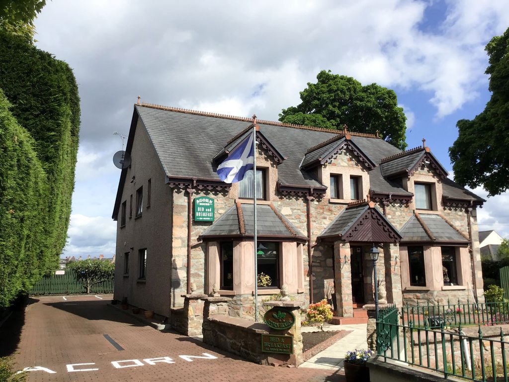 Hotel for sale in Acorn Guest House, Bruce Gardens, Inverness IV3, £ ...