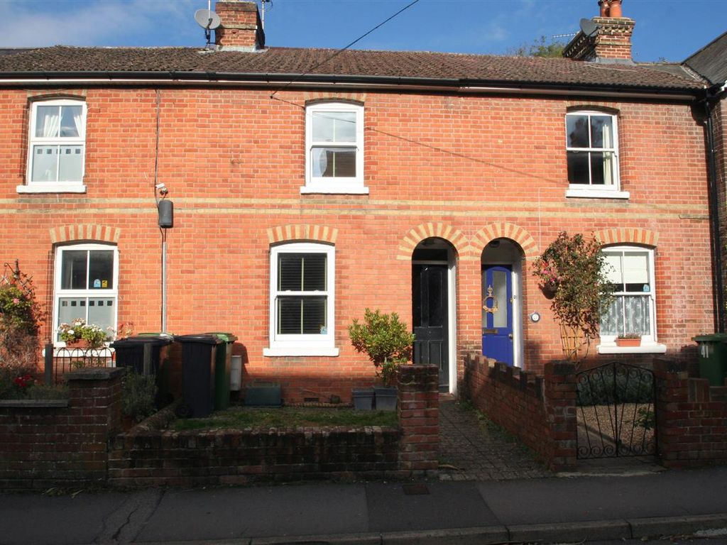 2 bed terraced house to rent in Church Square, Basingstoke RG21 - Zoopla