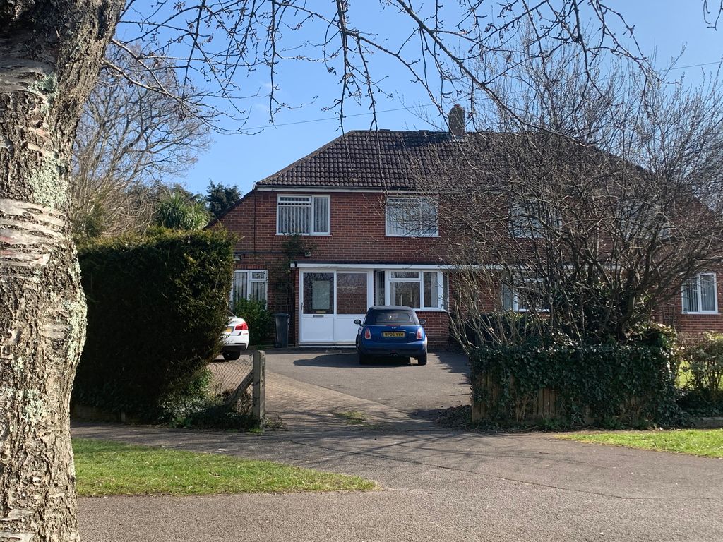 3 Bed Semi Detached House For Sale In Moorside Road Bournemouth Bh11
