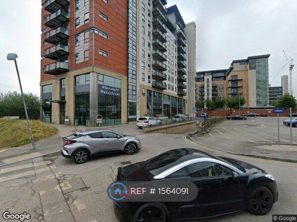 2 bed flat to rent in Riverside Way, Leeds LS1 - Zoopla