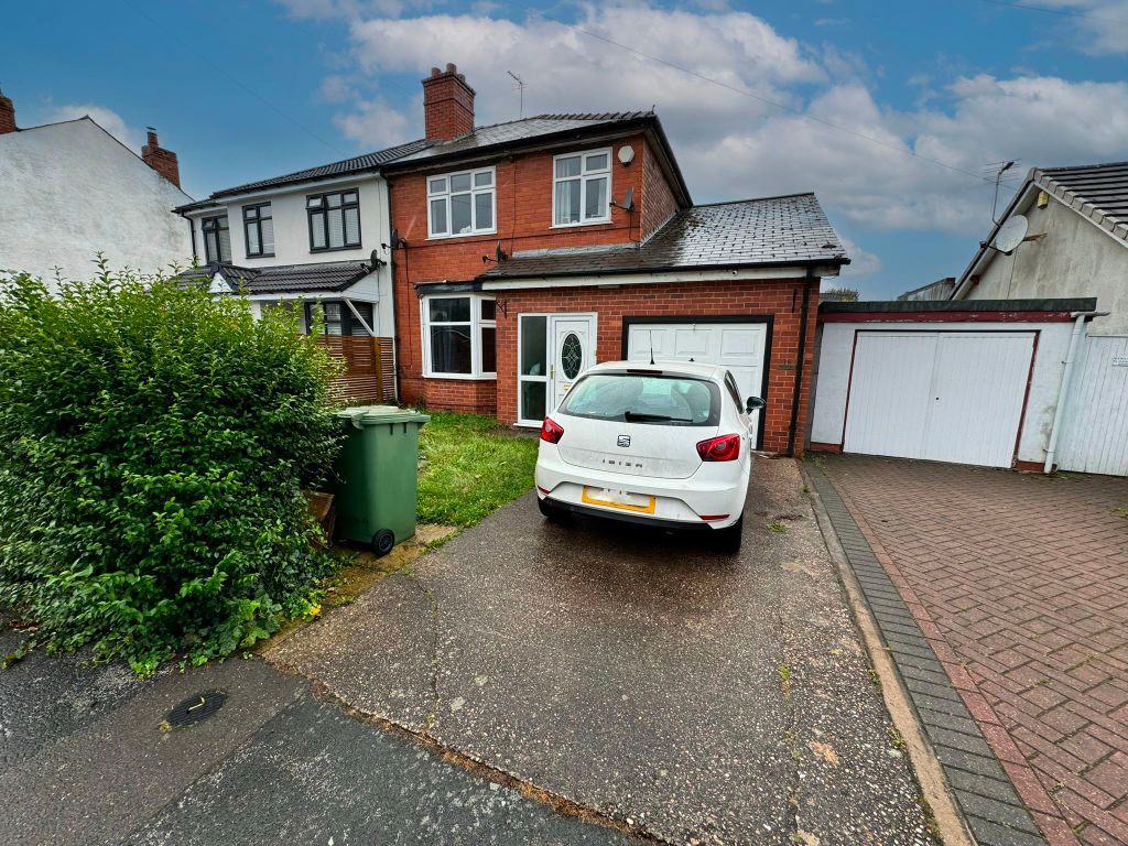 4 bed semi-detached house to rent in Ravenscroft Road, Willenhall WV12 ...