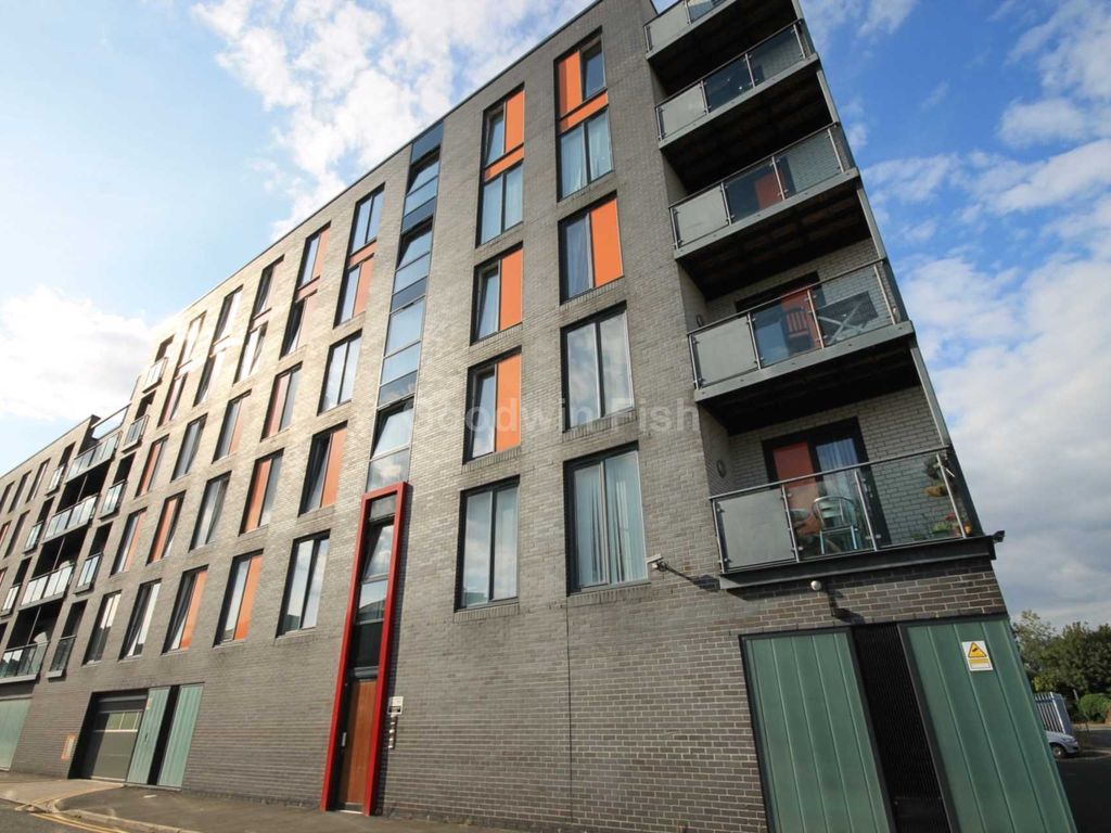 1 bed flat to rent in Springfield Court, 2 Dean Road, Salford M3, £950 ...