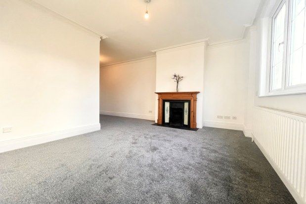 2 bed flat to rent in 15 Park Farm Road, Bromley BR1 - Zoopla