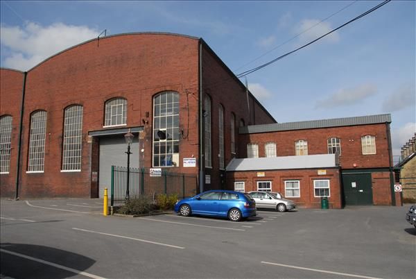 Light industrial to let in Bay 1, Rosemount Estate, Huddersfield Road ...