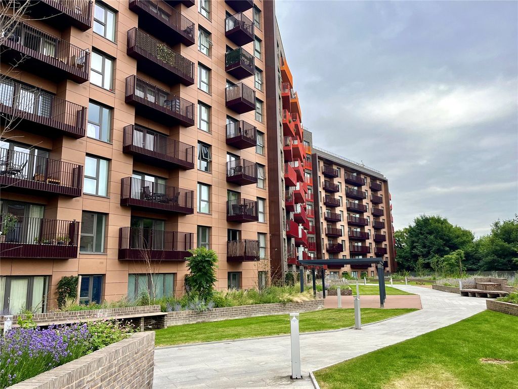 1 bed flat for sale in Mill Wood, Maidstone ME14, £210,000 - Zoopla
