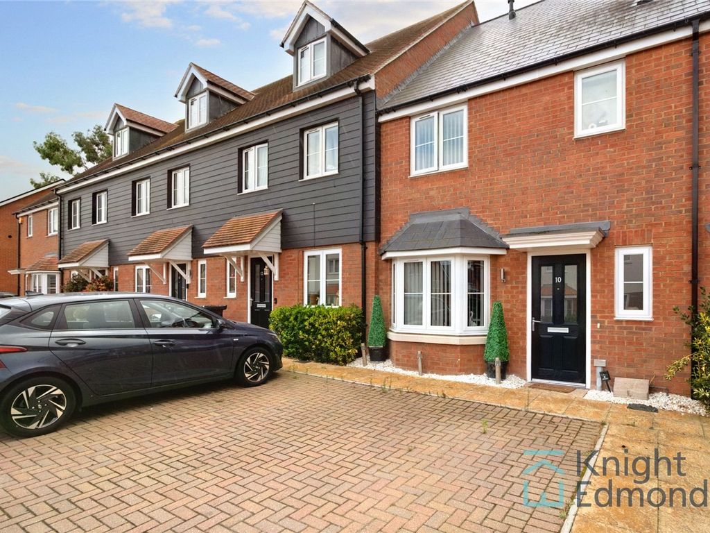 3 bed terraced house for sale in Great Clayne Road, Gravesend DA12, £400,000 - Zoopla