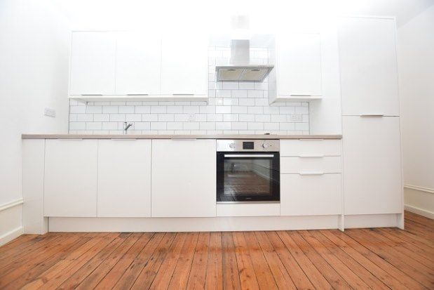 1 bed flat to rent in George Street, Sheffield S1, £850 pcm - Zoopla