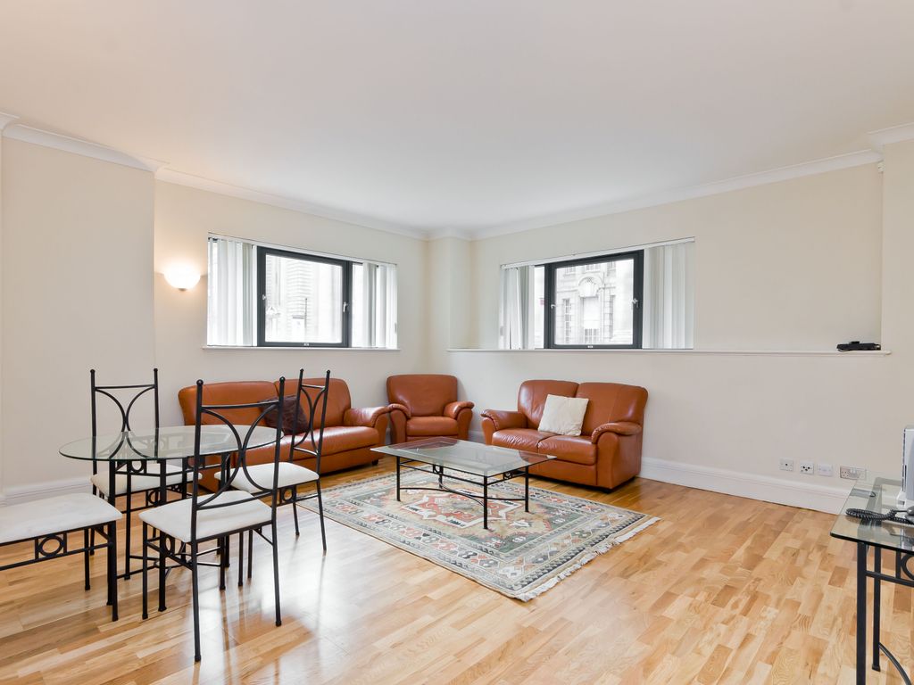 2 bed flat to rent in Forum Magnum Square, London SE1, £3,500 pcm - Zoopla