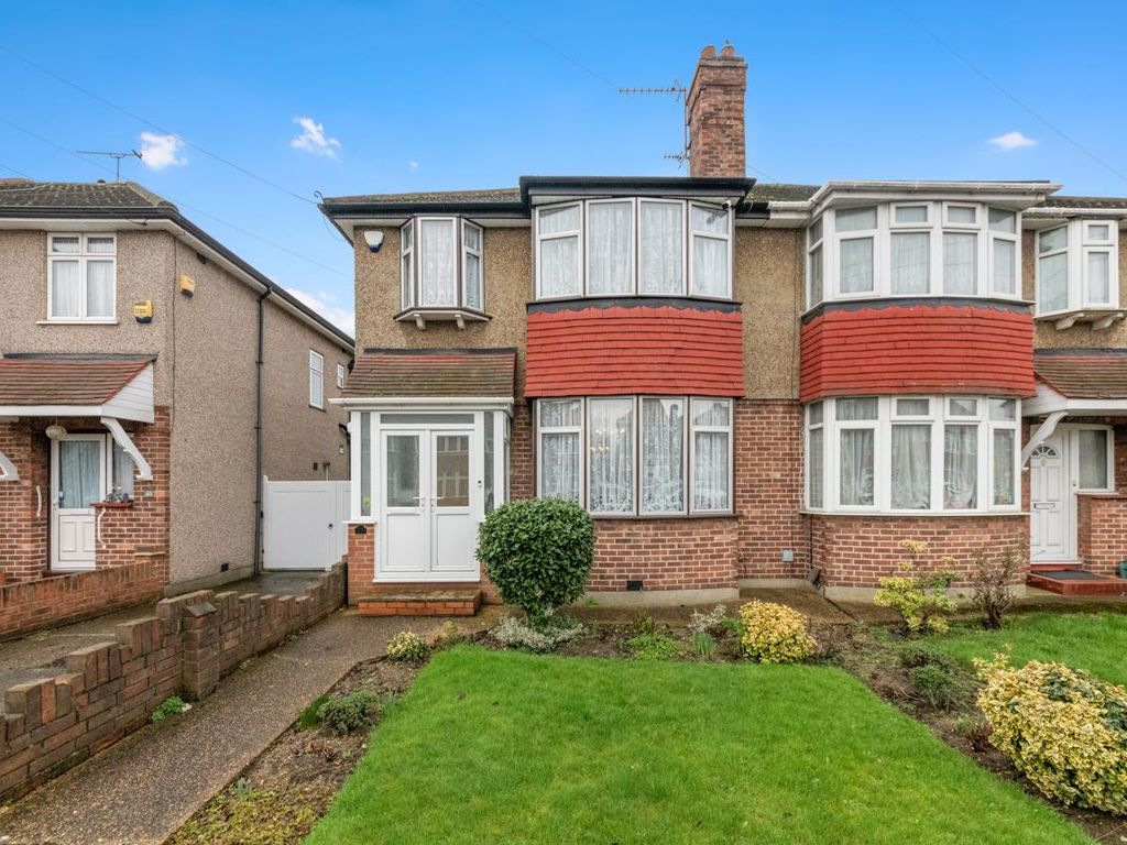3 bed semi-detached house for sale in Stirling Road, Hayes UB3, £ ...