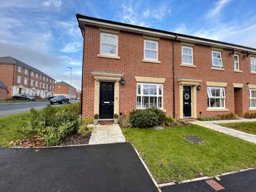 3 bed terraced house for sale in Butler Way, Wakefield WF1 - Zoopla