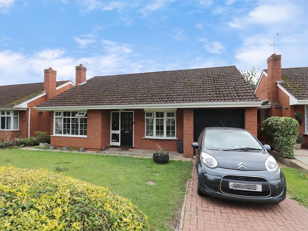 3 bed detached bungalow for sale in Old Rectory Gardens, Scunthorpe ...