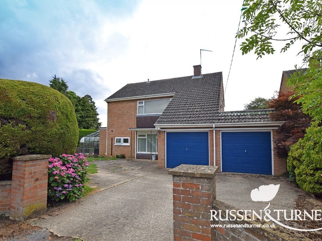 4 Bed Detached House For Sale In Nursery Lane North Wootton Kings