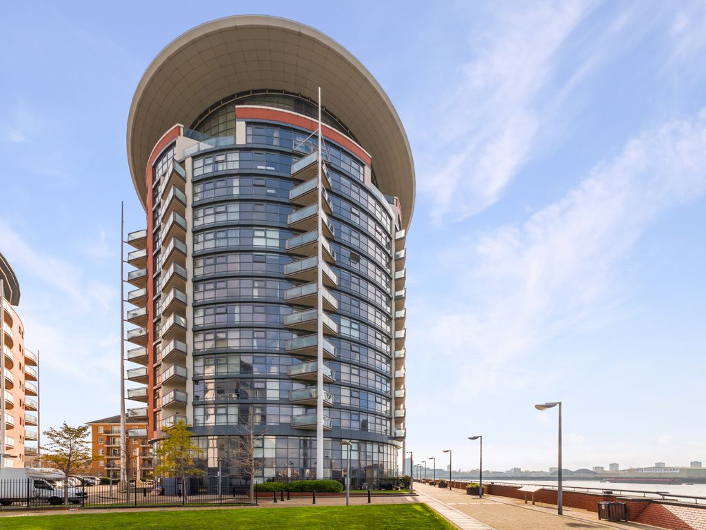 1 bed flat to rent in Orion Point, Odyssey, Docklands E14, £2,297 pcm ...