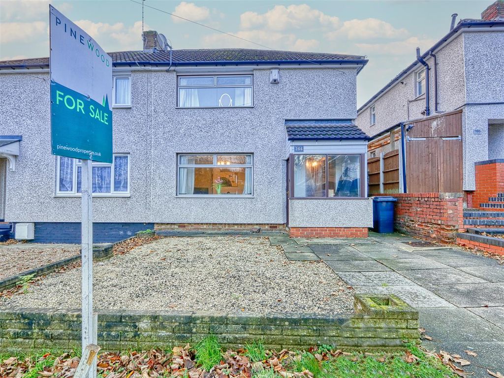2 Bed Semi Detached House For Sale In Burnbridge Road Old Whittington