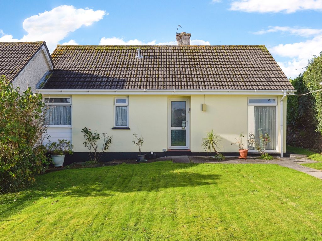 2 bed bungalow for sale in Minton Close, St. Austell, Cornwall PL25, £ ...
