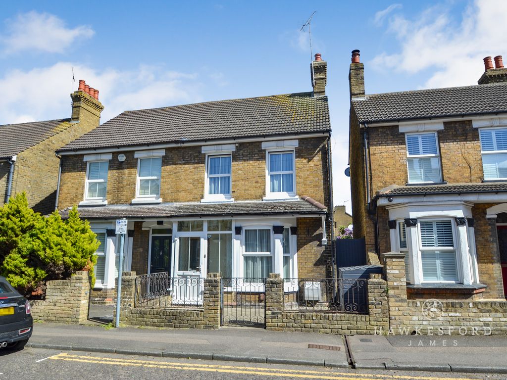 4 bed semi-detached house for sale in Park Road, Sittingbourne, Kent ...