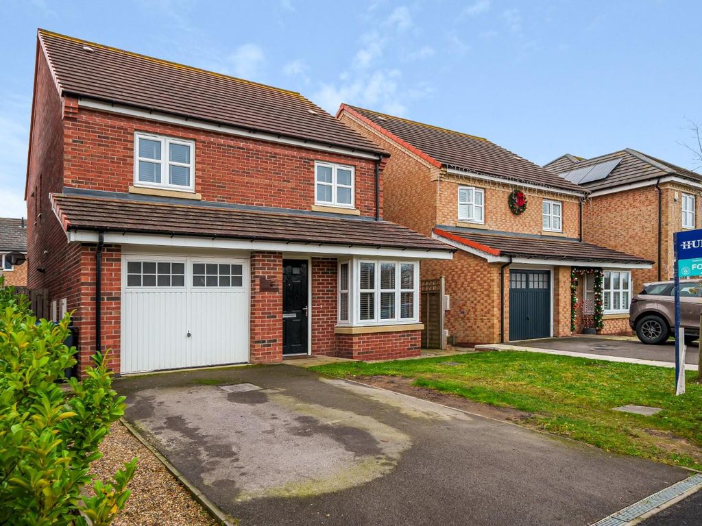 4 Bed Detached House For Sale In Sherwood Drive Thorpe Willoughby