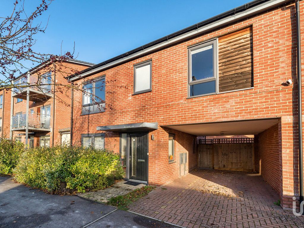 3 Bed Semi Detached House For Sale In Colville Road Cambridge Cb1 £