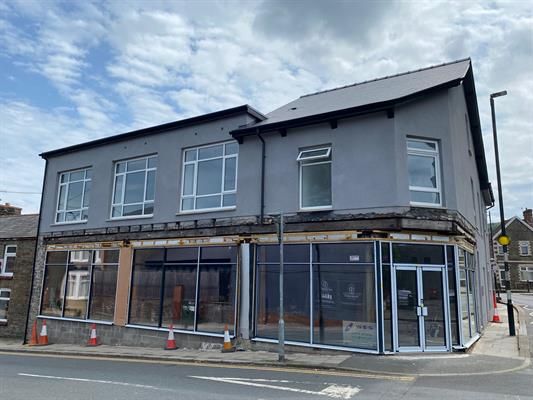 Manchester House, Clifton Street, Caerphilly CF83, Property to let, £ ...