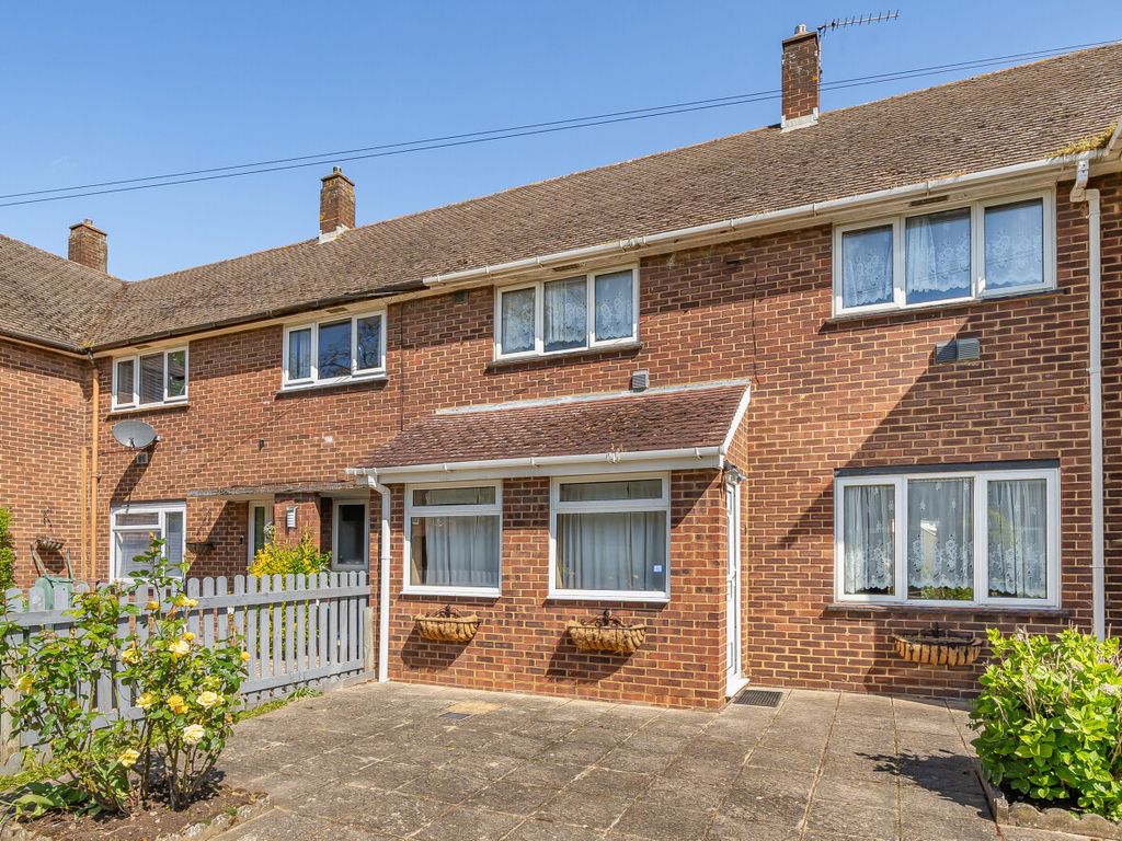 2 bed terraced house for sale in Stanwell, Surrey TW19, £375,000 - Zoopla