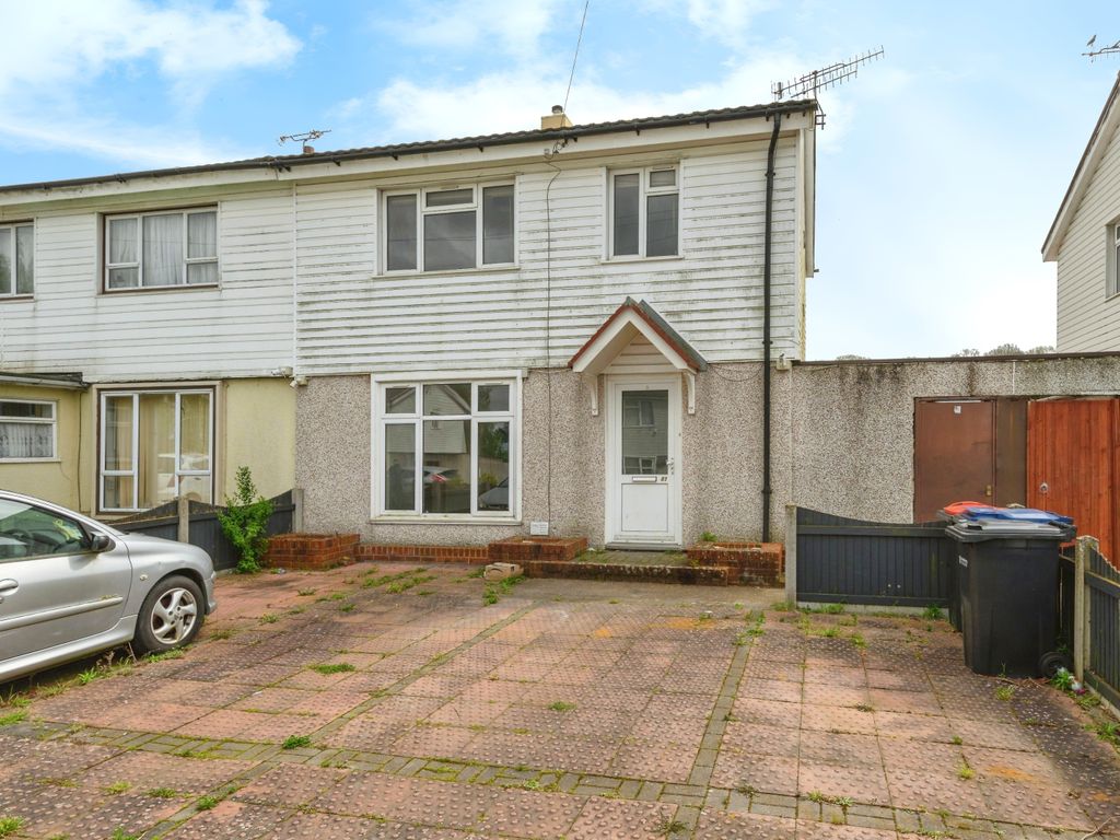 3 Bed Semi Detached House For Sale In Reed Avenue Canterbury Kent Ct1