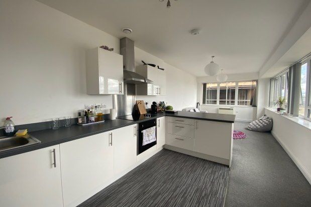 1 bed flat to rent in Guild House, Swindon SN1, £825 pcm - Zoopla