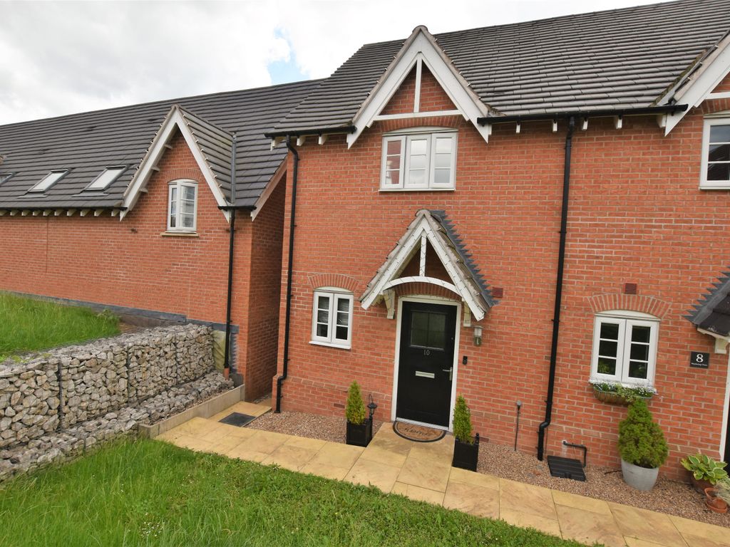 3 bed town house for sale in Wayfaring Close, Barrow Upon Soar LE12, £ ...