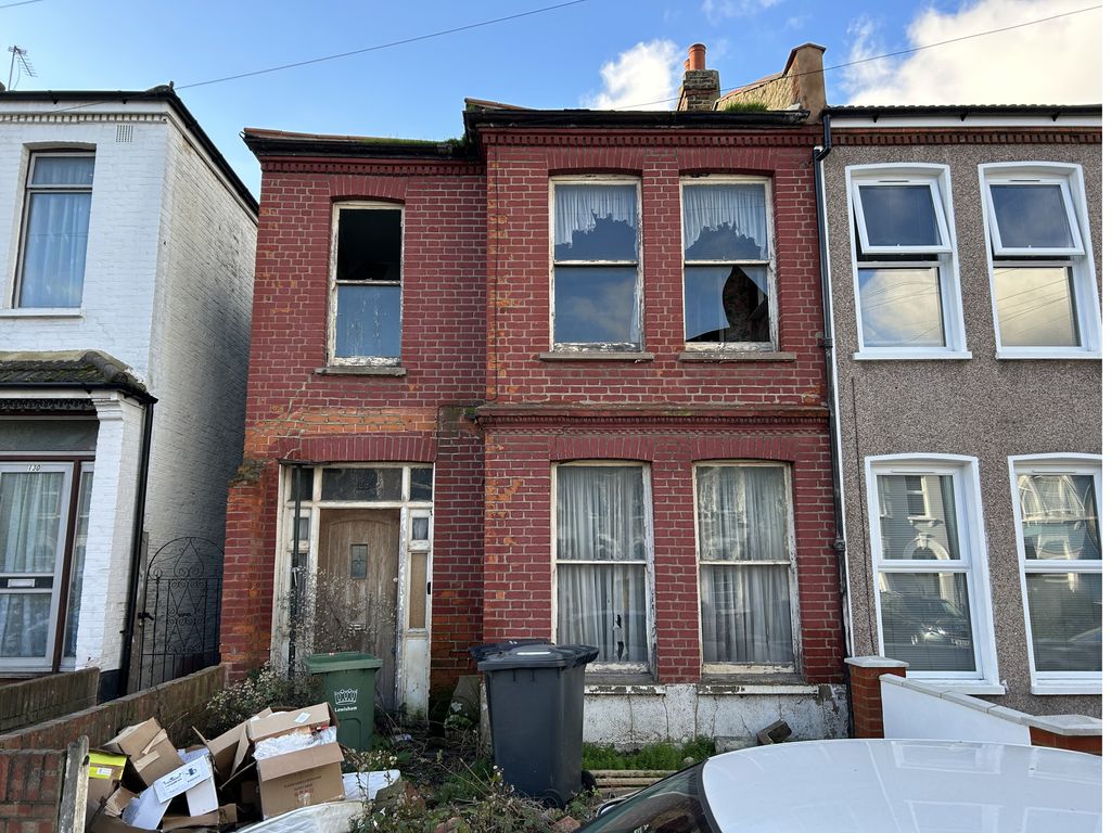 3 bed property for sale in 128 Torridon Road, Catford, London SE6 - Zoopla