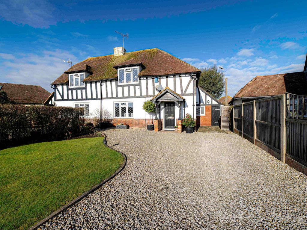 3 Bed Semi Detached House For Sale In Green Leas Chestfield Ct5 £