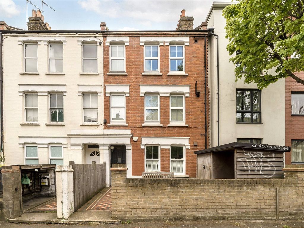 1 bed flat for sale in Coldharbour Lane, London SE5, £280,000 - Zoopla