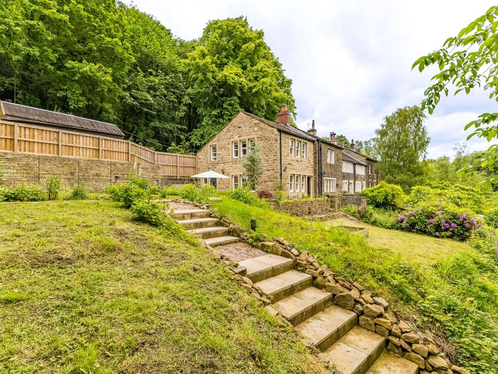 3 Bed Semi Detached House For Sale In Mag Bridge Honley Holmfirth Hd9