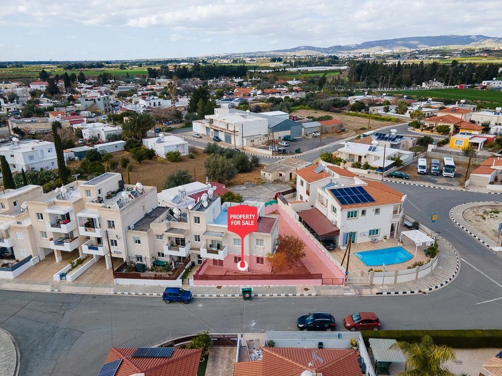 3 bed apartment for sale in Mandria, Paphos, Cyprus, £150,306 - Zoopla