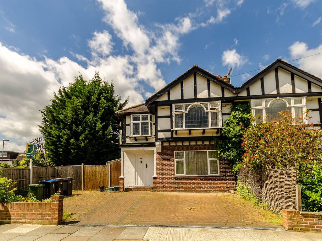 3 Bed Semi Detached House To Rent In Robin Hood Lane Kingston Vale