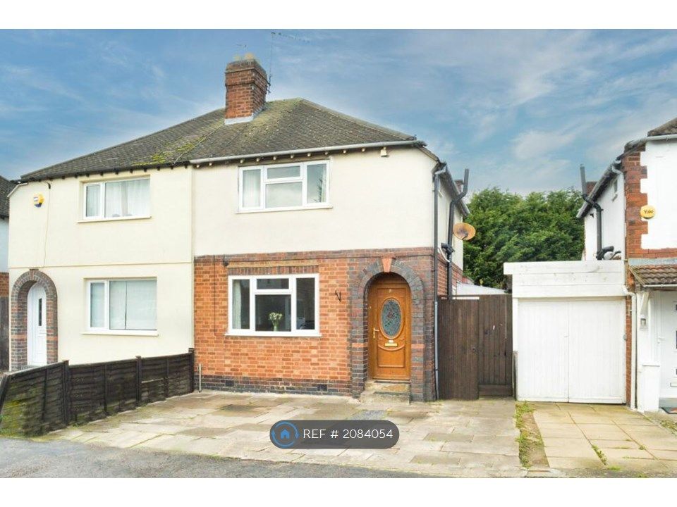 3 Bed Semi Detached House To Rent In Kingston Avenue Wigston Le18 £