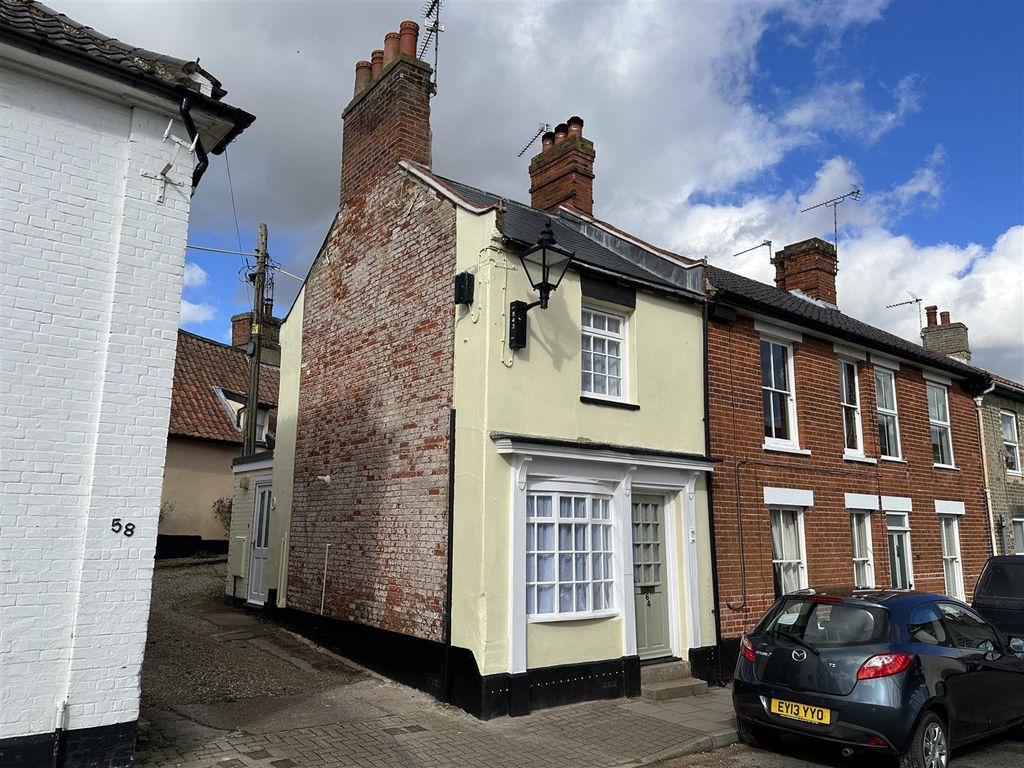 2 bed end terrace house for sale in London Road, Halesworth IP19, £ ...