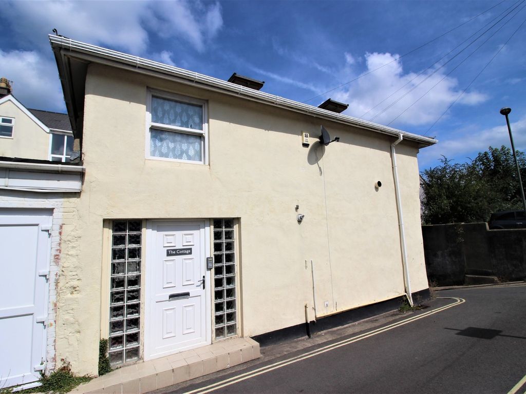 2 bed end terrace house to rent in Tor Hill Road, Torquay TQ2, £950 pcm ...