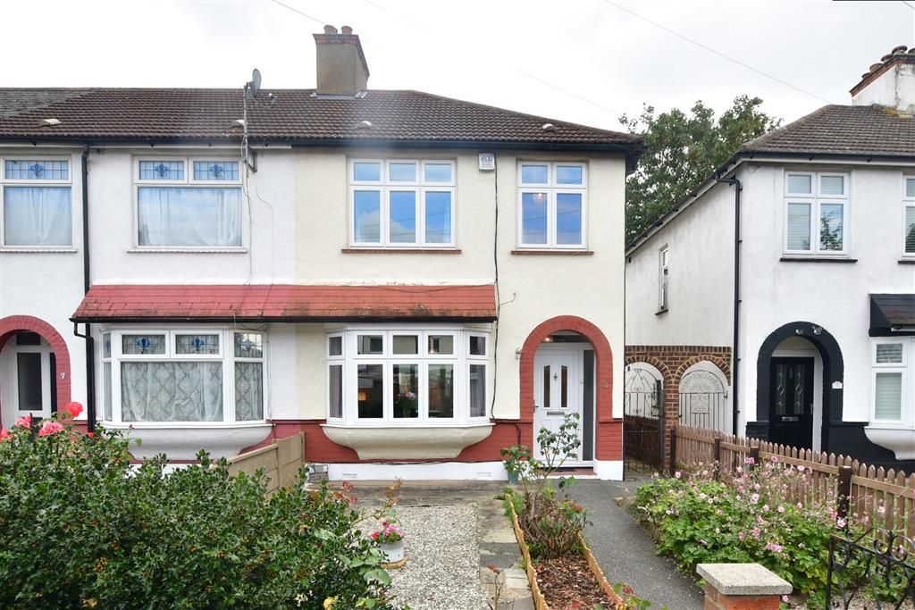 3 Bed End Terrace House For Sale In The Chase Chadwell Heath Romford