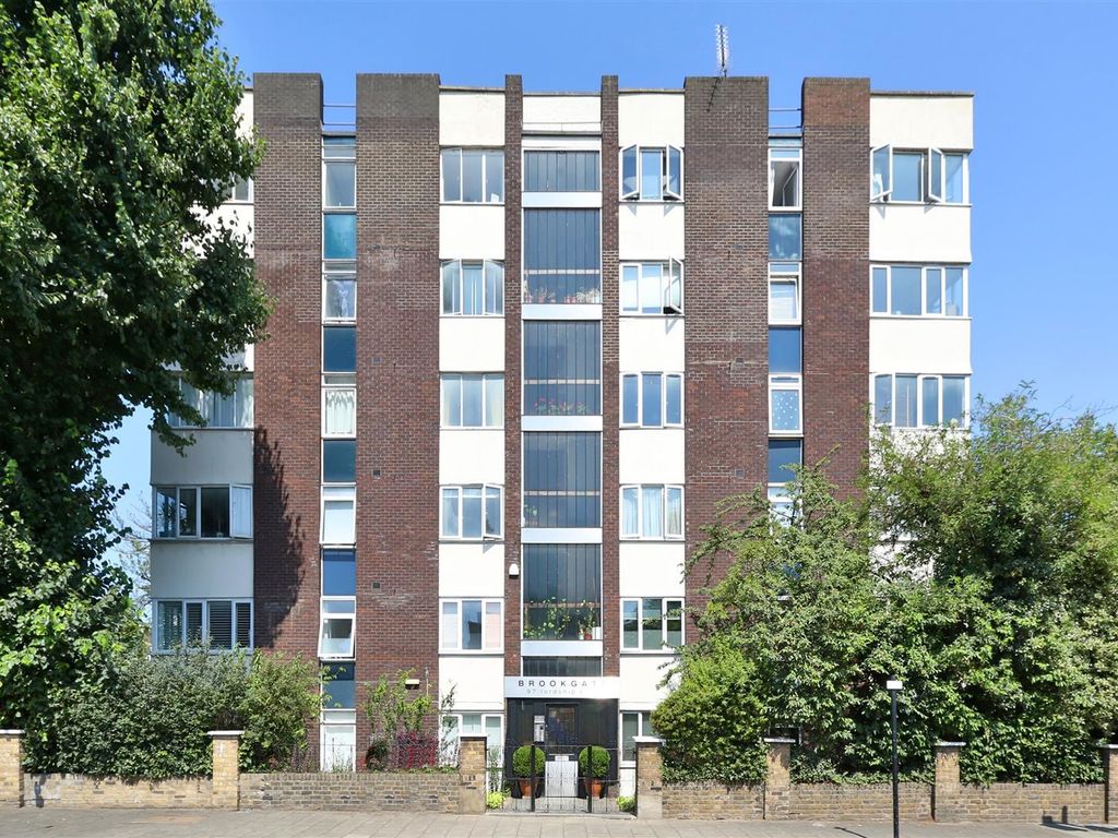 2 bed flat to rent in Lordship Park, London N16, £1,800 pcm - Zoopla
