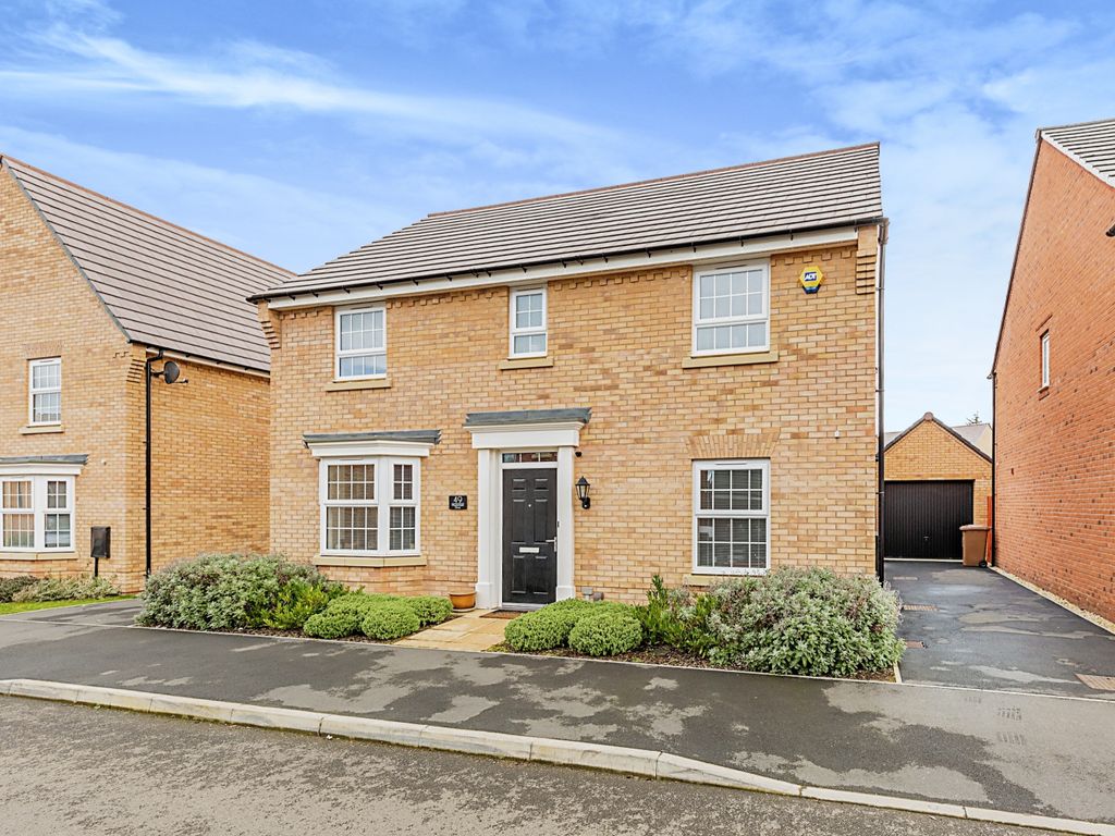 4 Bed Detached House For Sale In Mackintosh Drive Earls Barton