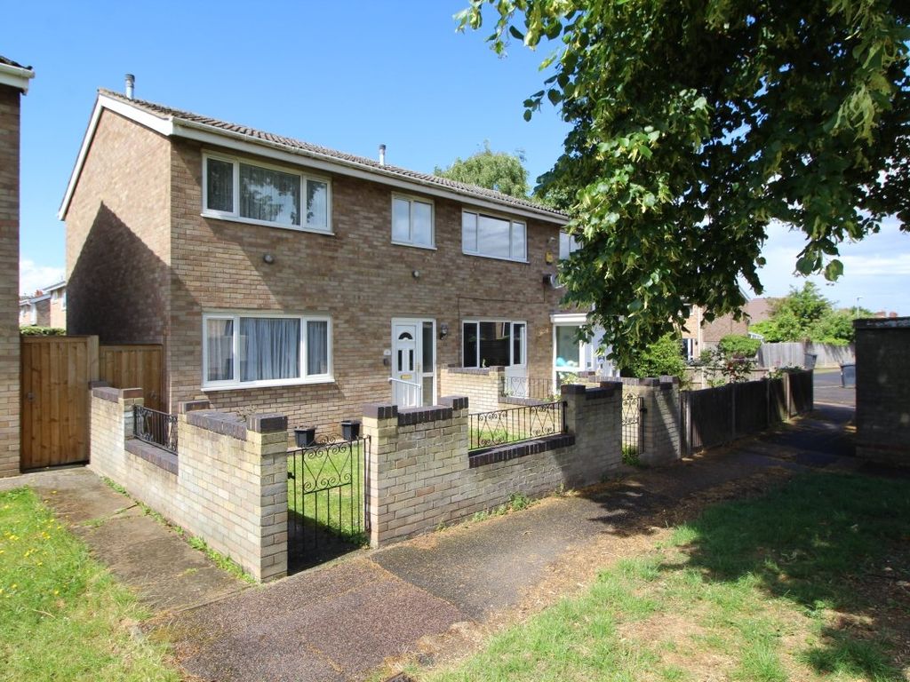 3 Bed Semi Detached House For Sale In White Lodge Close Kempston