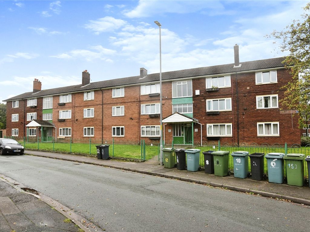 2 bed flat for sale in Southey Close, Willenhall, West Midlands WV12, £ ...