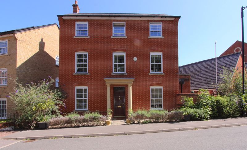 6 bed detached house for sale in Rockbourne Road, Sherfield-On-Loddon ...