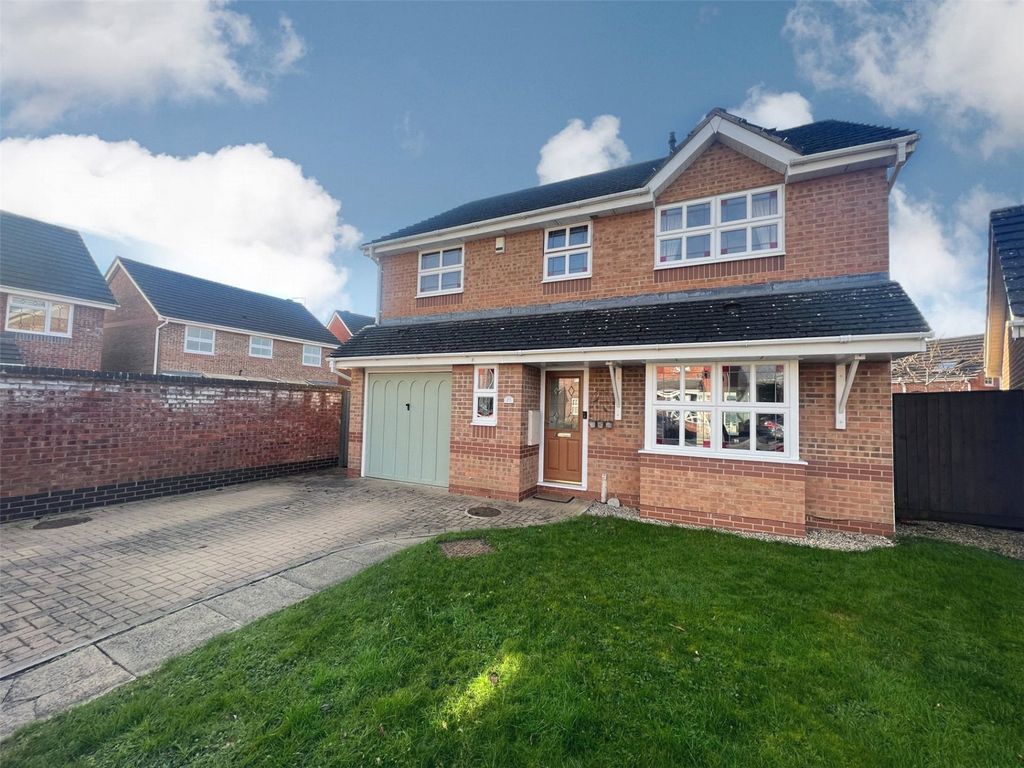 4 Bed Detached House For Sale In Osterley Road Haydon Wick Swindon
